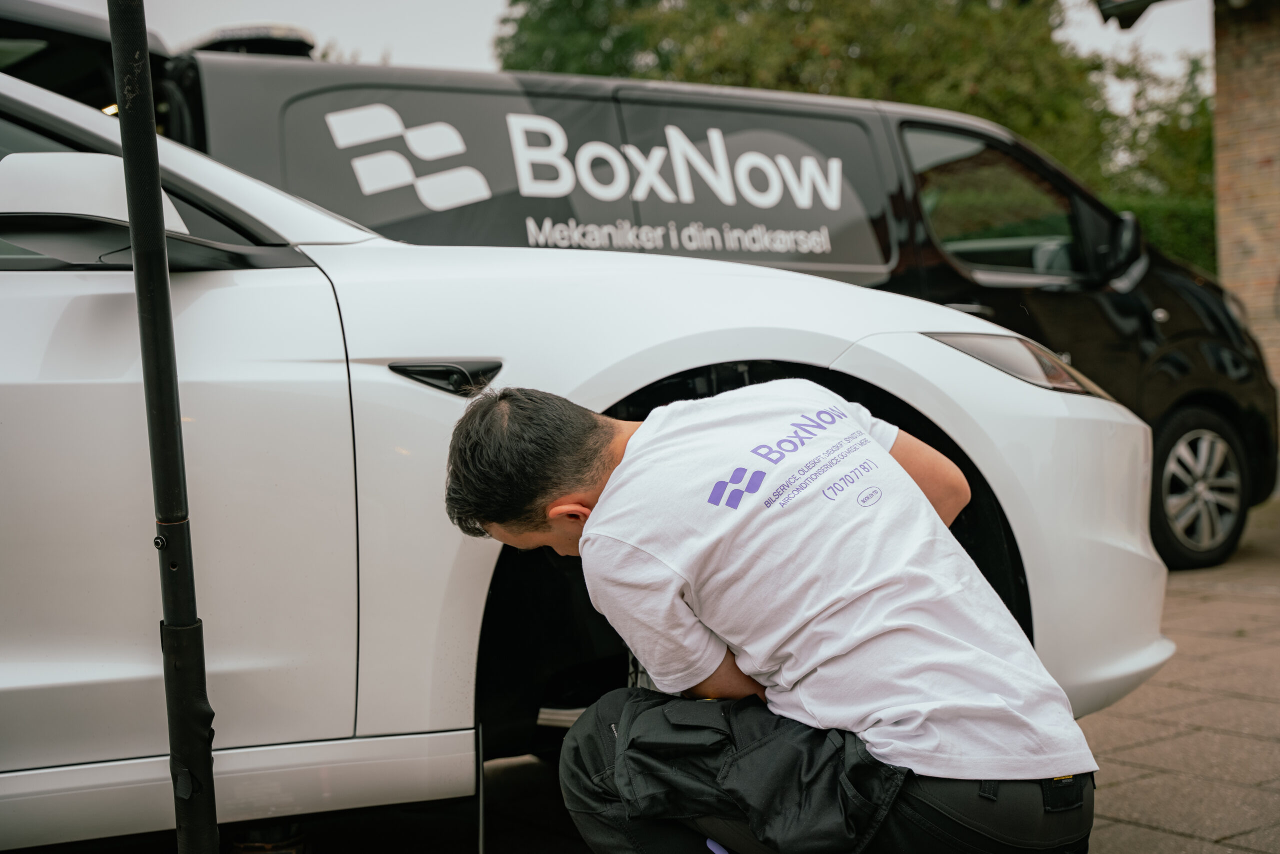 Udskiftning af hjullejer i din indkørsel - BoxNow